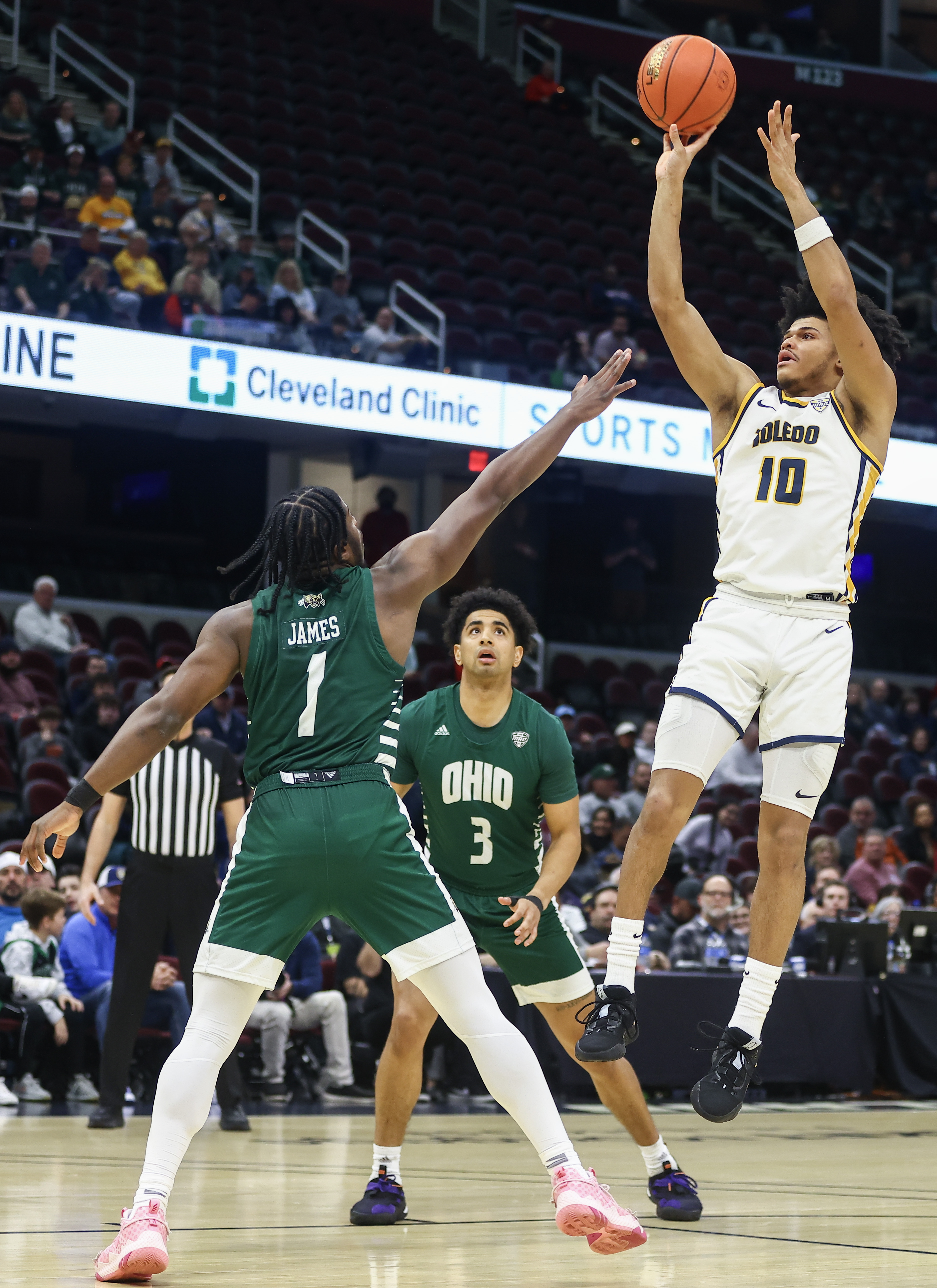 University of Toledo guard Ra'Heim Moss battles Ohio University forward ...
